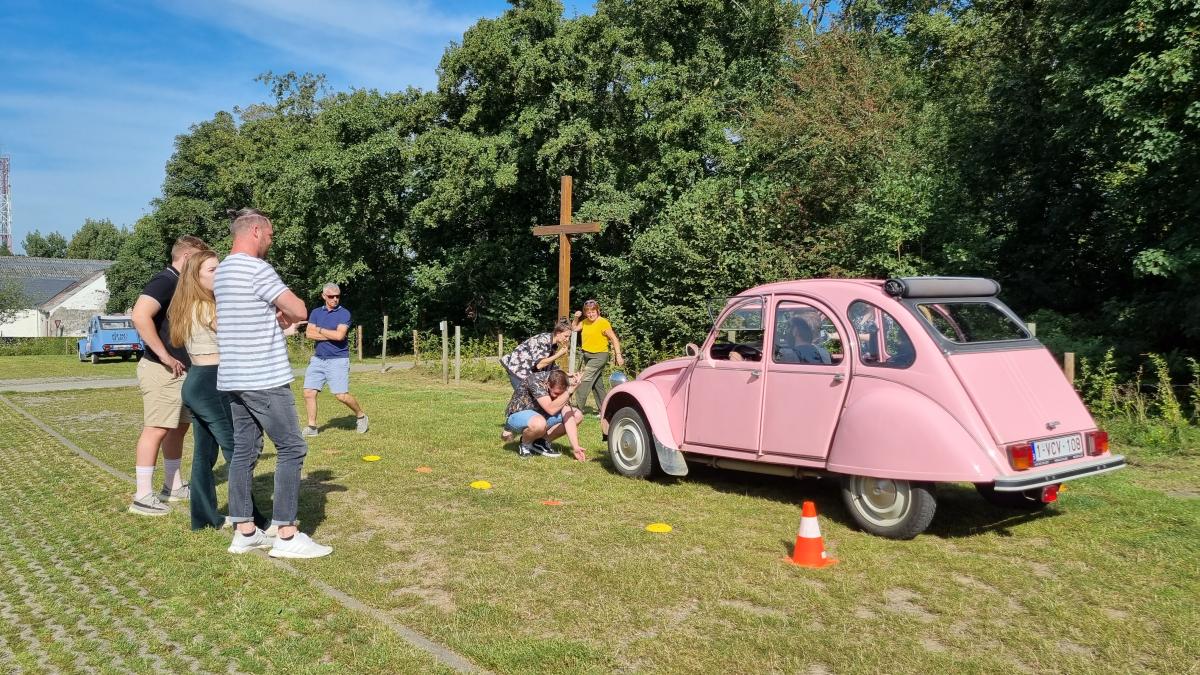 2CV Experience - Teambuildings en groepen | 2CV & CO